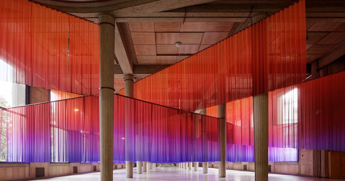 double trouble | Nara Roesler